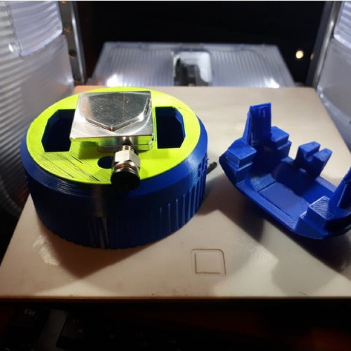 3D Printable 3DS CUBE 3 REPLACEMENT FILAMENT FEED SYSTEM "HUBCAP" by ...
