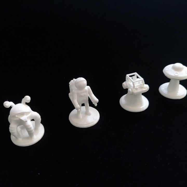 3D Printable Space / Alien Figures by Mentum