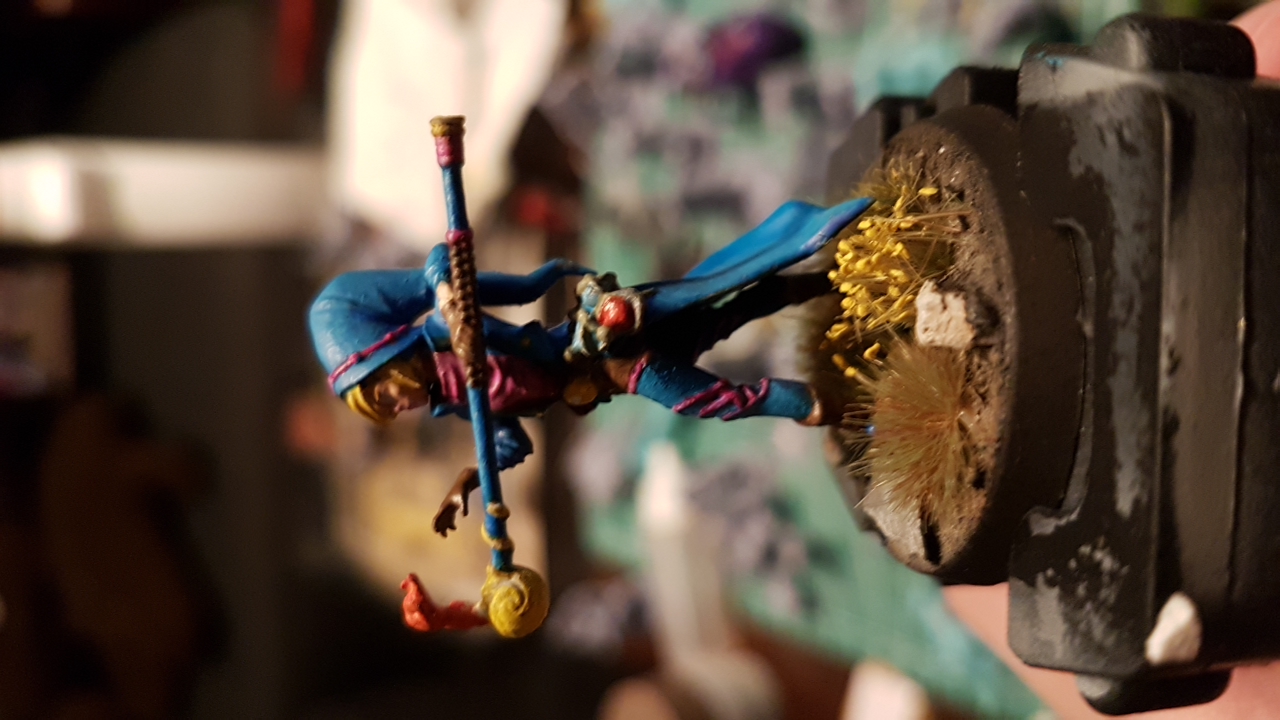 3D Printable Human Female Wizard (32mm scale miniature) by The Lion's ...