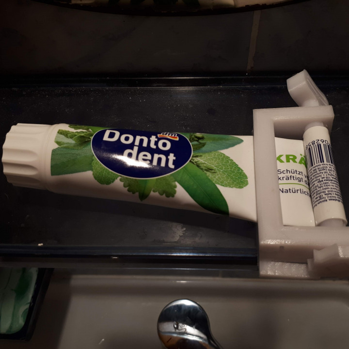 3D Printable Toothpaste roller by Alois Mack