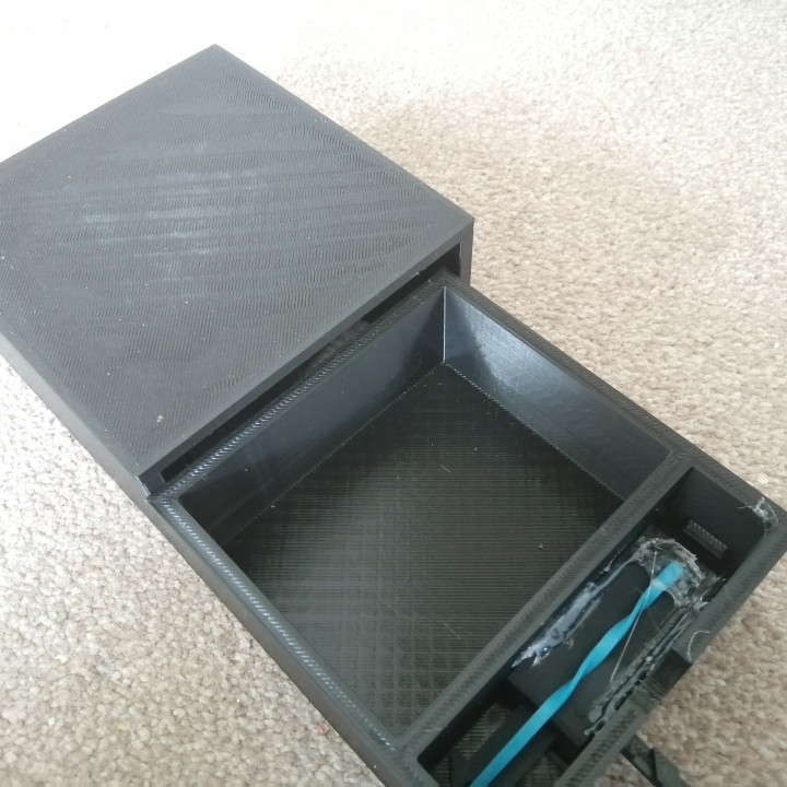 3D Printable Lock Box by @3d and robotics