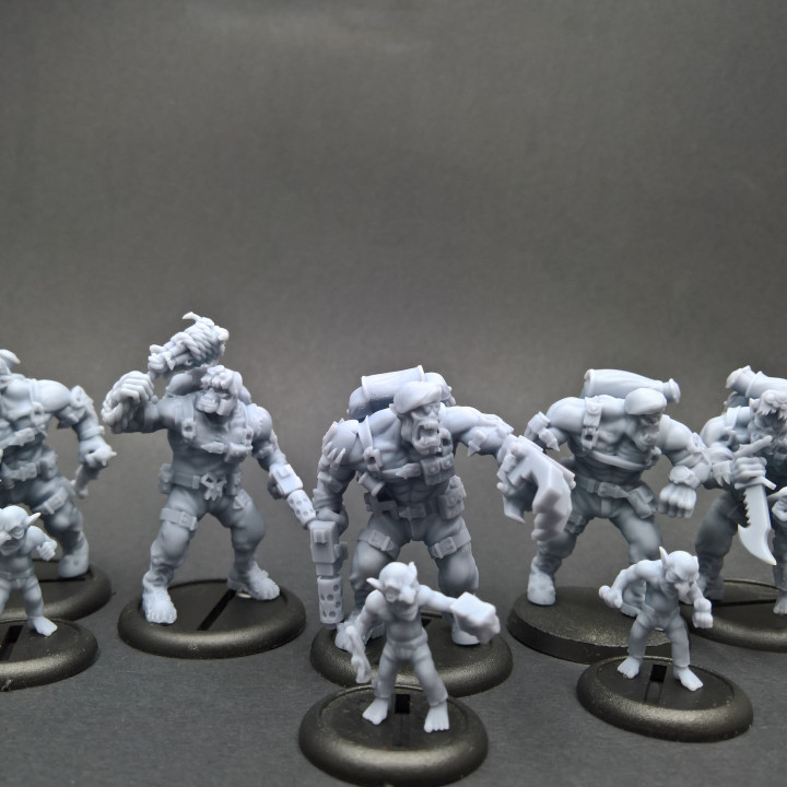 3D Printable Orc Kommando squad supported by Ghamak