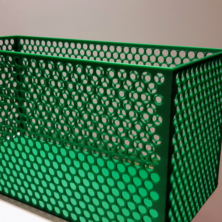 3D Printable Perforated Box by Damian Nowok