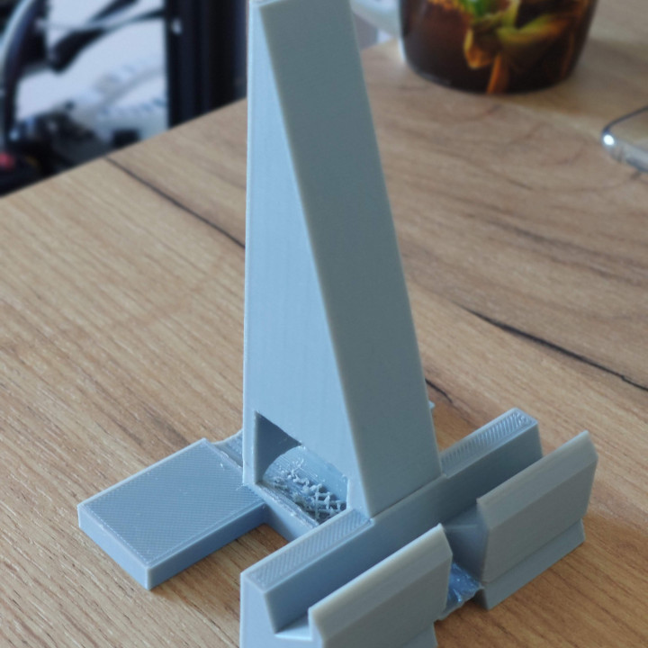 3D Printable Universal mobile stand by LIBOR SEHNAL