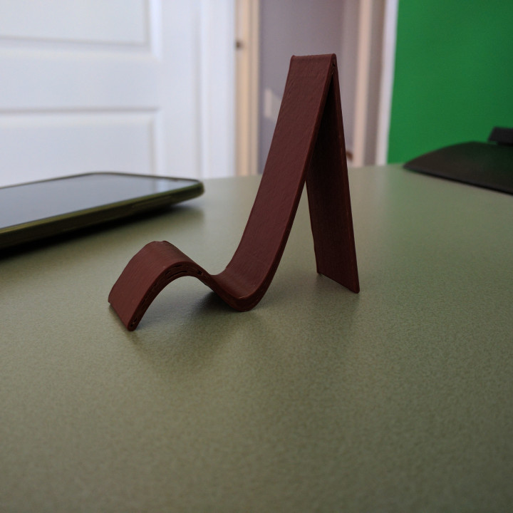 3D Printable Basic Phone Stand by Rick