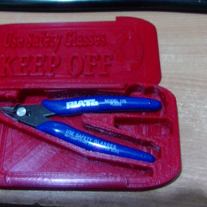 3D Printable Cutter's Box. Cutters Box X2S3 by Billy Tail