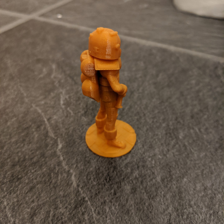 3D Printable astronaut miniature tabletop game piece by Tin Bot