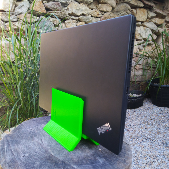 3D Printable Y - Vertical Laptop Stand Universal v1 by Stuart Bowyer