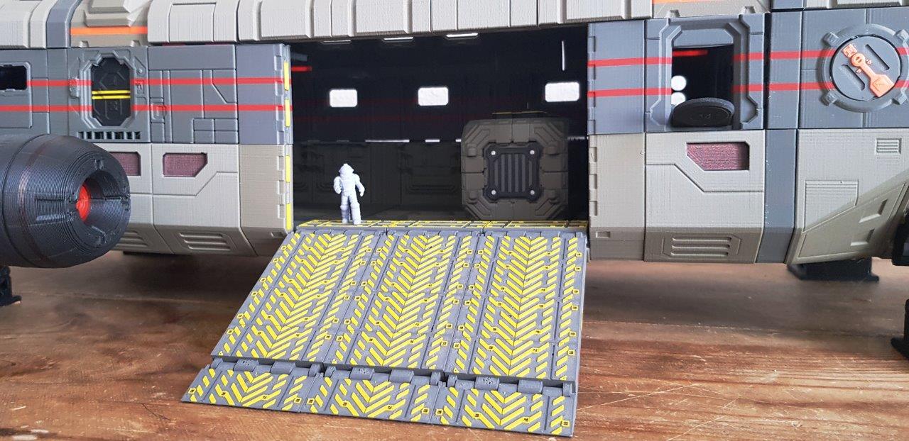 3D Printable Hinged Ramp by 2nd Dynasty