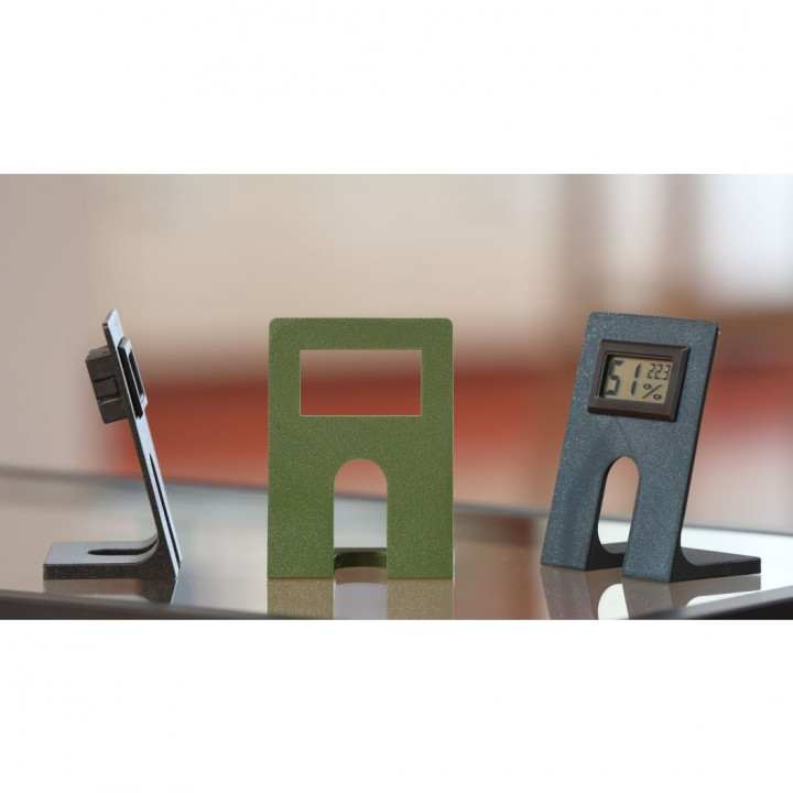 3D Printable Hygrometer Stand by Devstroyer