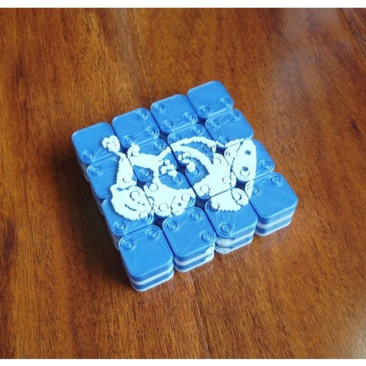 3D Printable Dancing cubes by Justin Lin