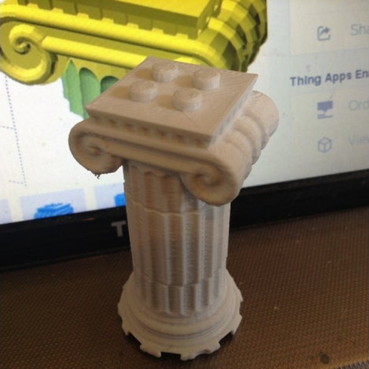 3D Printable Ancient Greek ionic columns as Lego bricks by Martijn Leisink