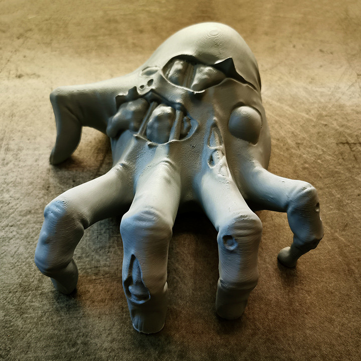 3D Printable Zombie Hand (2 variants) by Eastman