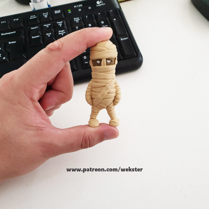 3D Printable Mini Mummy - single and multimaterial version by Wekster