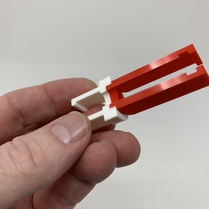 3D Printable Marblevator, Magnetic Tracks by Greg Zumwalt