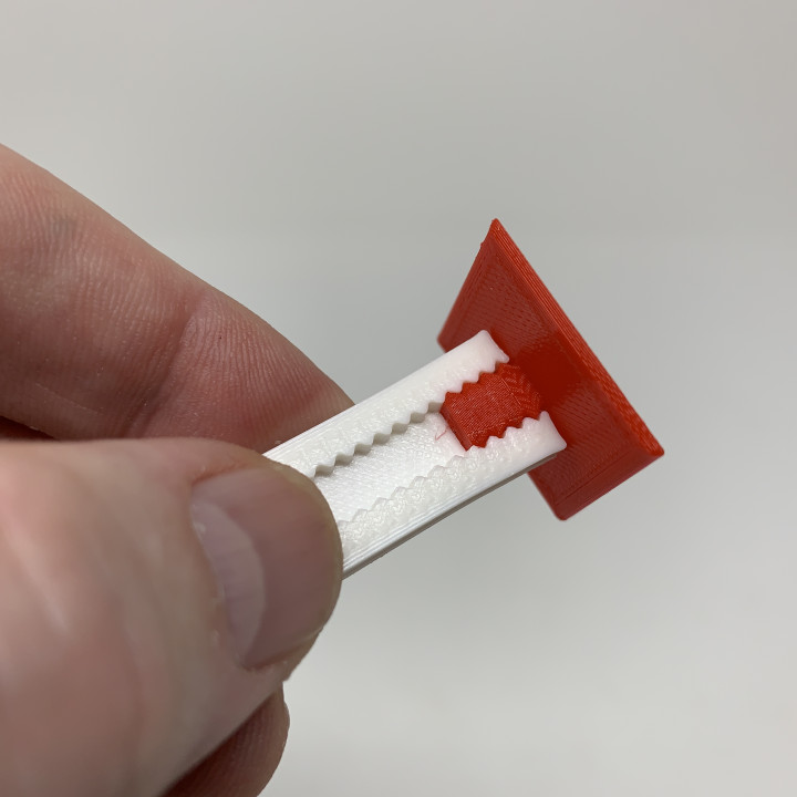 3D Printable Marblevator, Magnetic Tracks by Greg Zumwalt