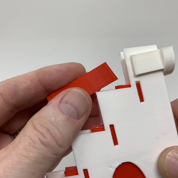 3D Printable Marblevator, Magnetic Tracks by Greg Zumwalt
