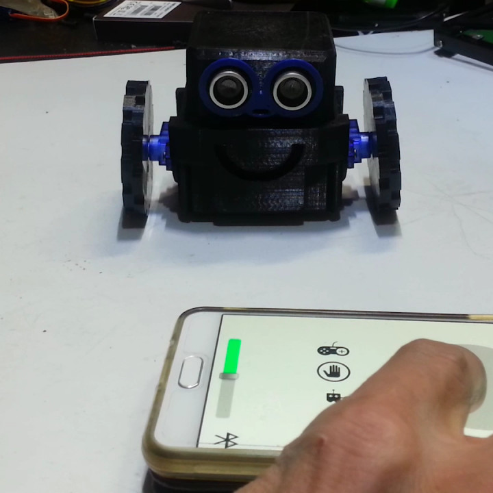 3D Printable How to make a little robot controlled by smartphone by GIL ...