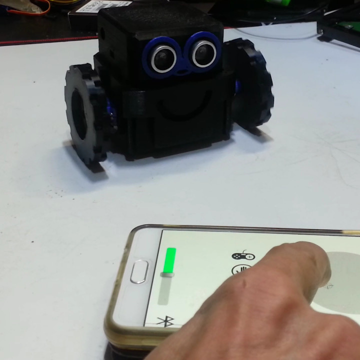 3D Printable How to make a little robot controlled by smartphone by GIL ...