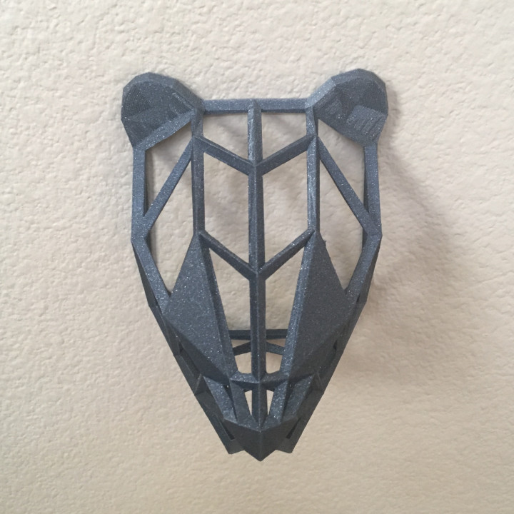 3D Printable Wire Frame Panda Head by Caitlin Le