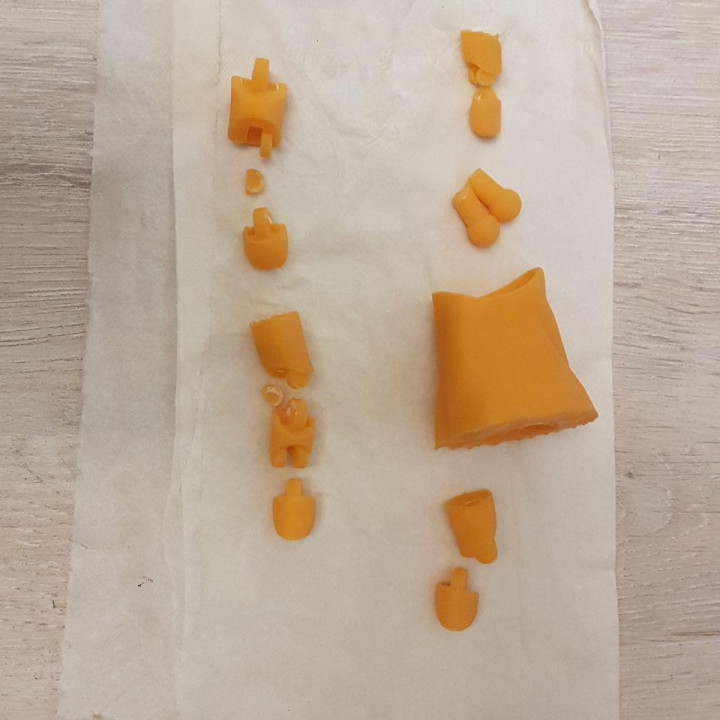 3D Print of Articulated Poseable Hand by Blendering