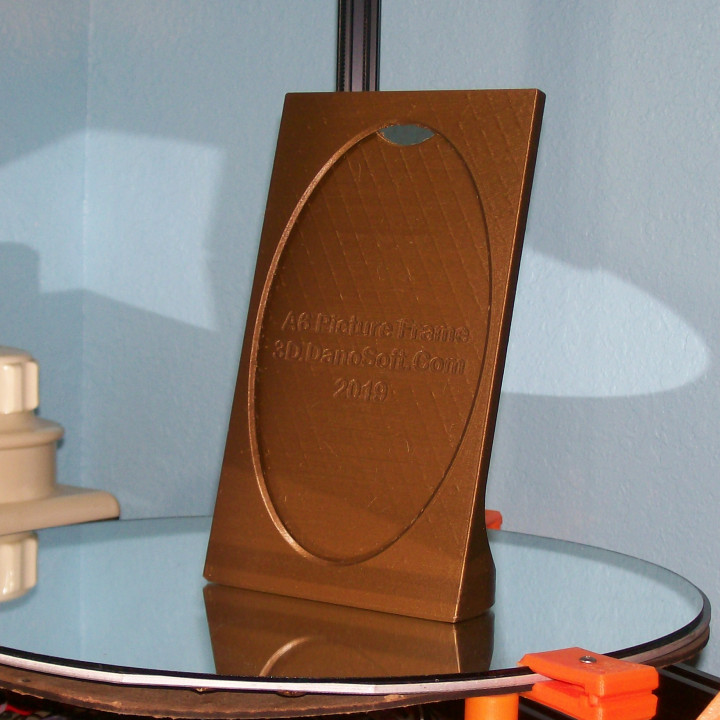 3D Printable Picture Frame for A6 Photo by Dan Ouellet