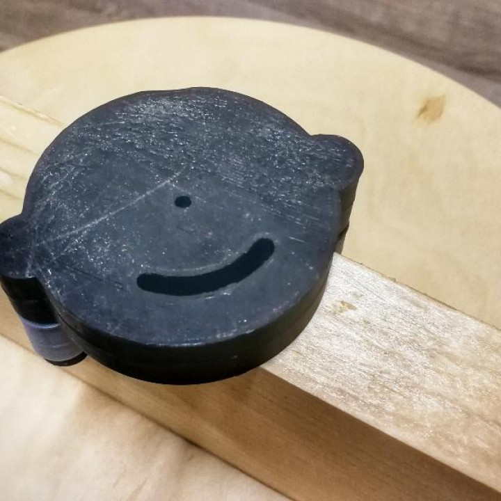 3D Printable self-centering hole jig by Hassan Mirza