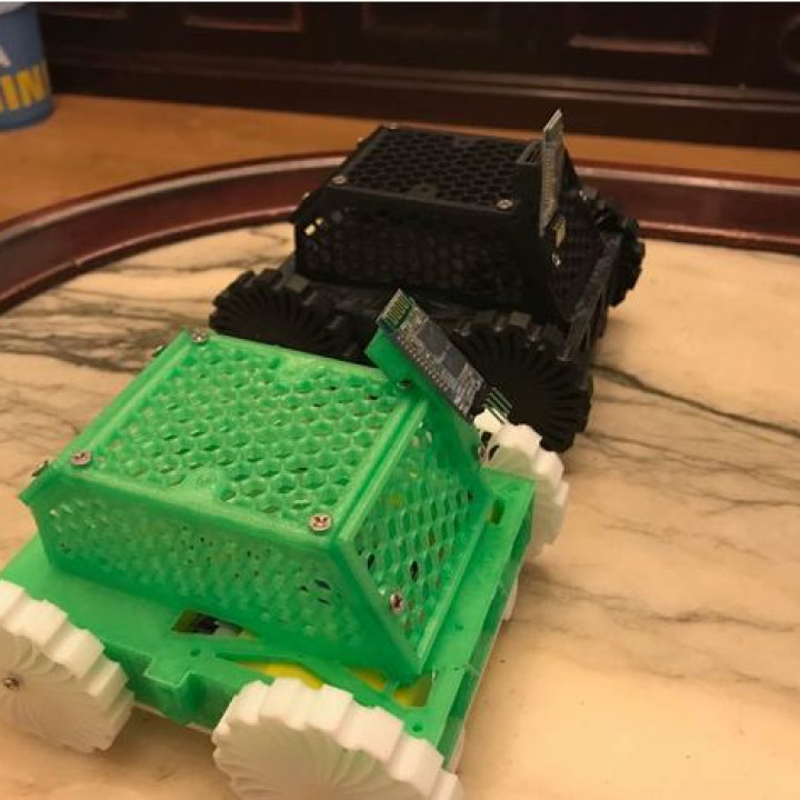 3D Printable TANQUE COMPACTO UNO (Arduino) by Digno Alfredo Talavera Rojas