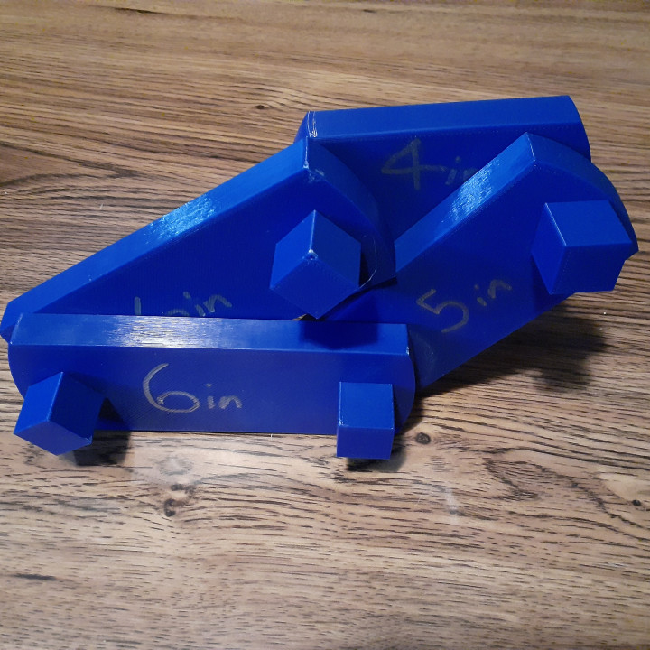 3D Printable 4-Bar Linkage by Bryce Stallworth