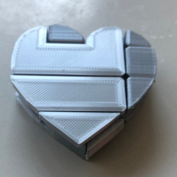 3D Printable 4x4 puzzle heart. by Robin herickx