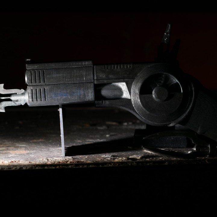 3D Printable Batman grapple Gun different hook (claw) by Marco Trevisan ...