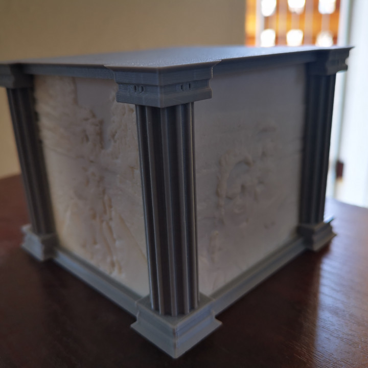 3D Printable Lithophane Light Box by Anton