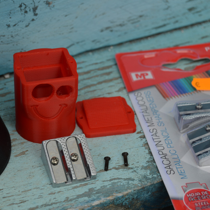 3D Printable Bottle pencil sharpener (container) by TOPE designs