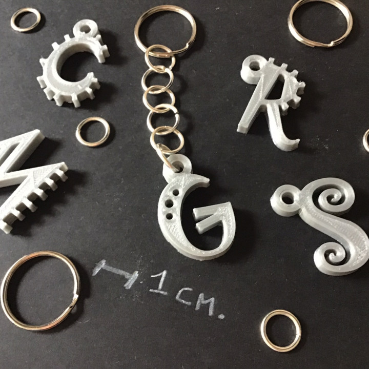 3D Printable 3D Letters for keychain and more by Elena Antonelli