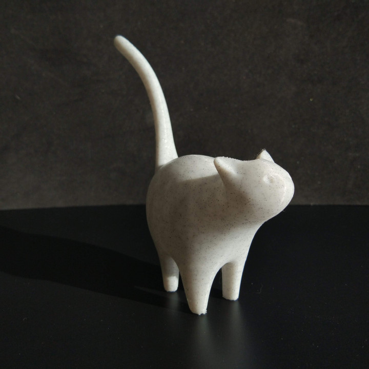 3D Printable Cat decorative object by Ignacio Sastre