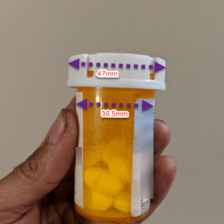 3D Printable Medicine Cabinet Prescription bottle organizer by Julio