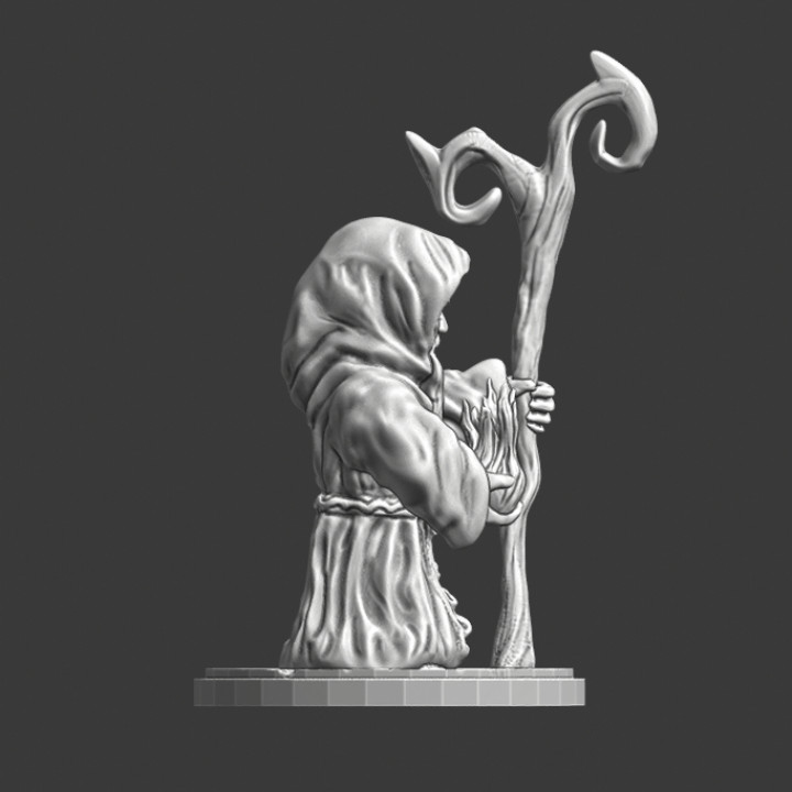 3D Printable Wizard (1) - 28mm miniature by BlueBoxGoblin