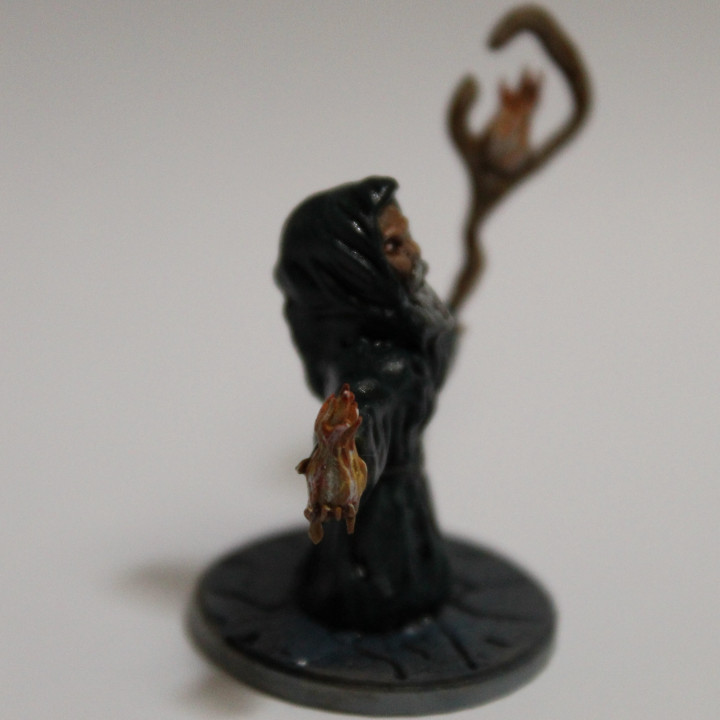 3D Printable Wizard (2) - 28mm miniature by BlueBoxGoblin