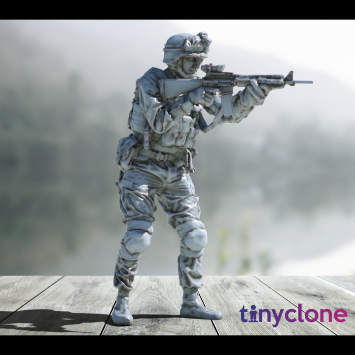 3D Printable US Marine with assault rifle | USMC by The Printing Goes ...