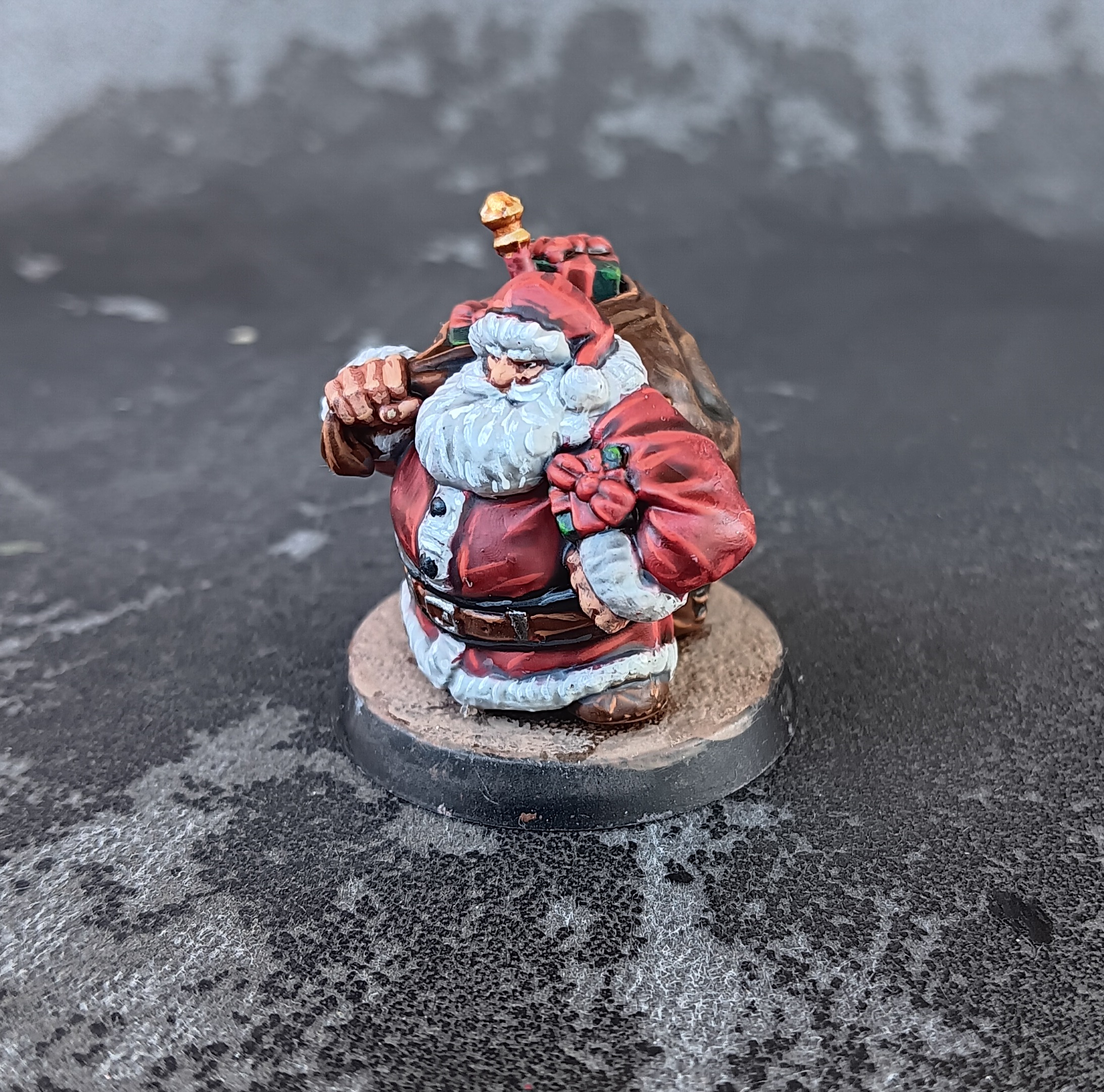 3D Printable Dwarven Santa Miniature - pre-supported by Epics N Stuffs