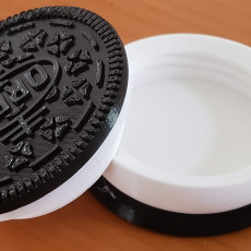 3D Printable Oreo Box by Gianluca Rolle