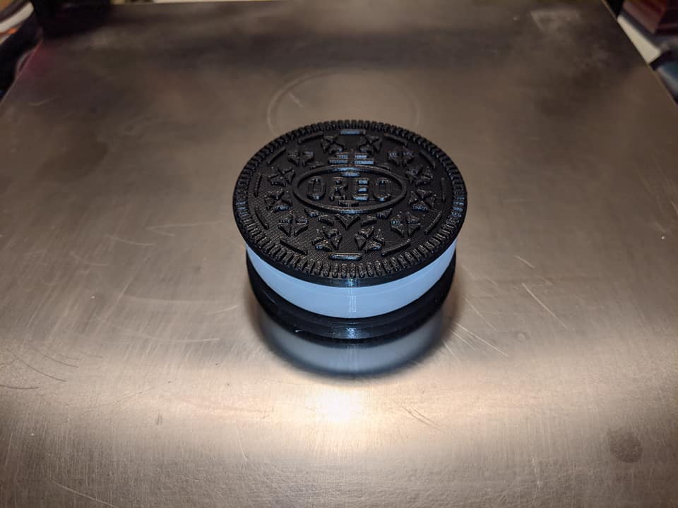 3D Printable Oreo Box by Gianluca Rolle