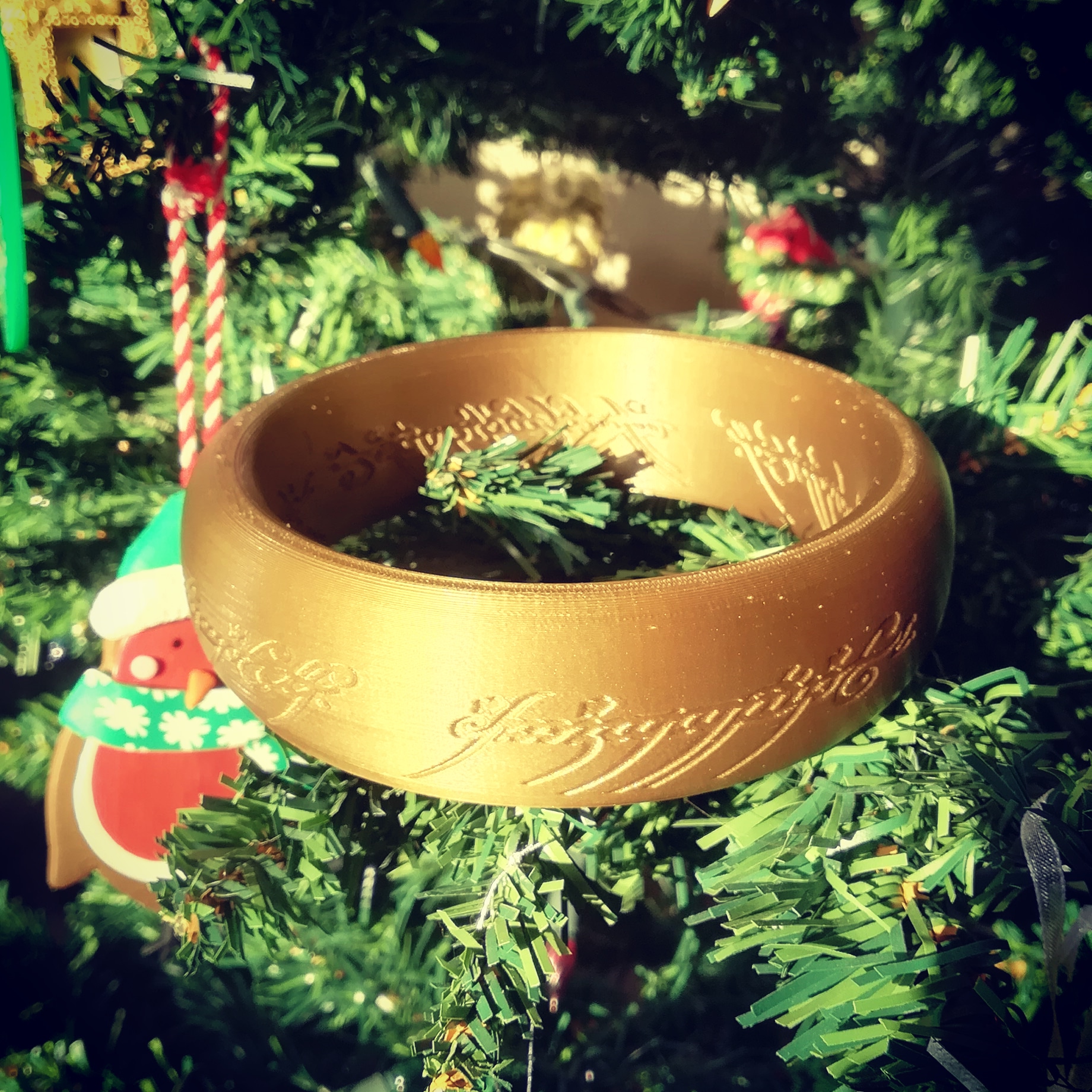 3D Printable The One Ring (multimaterial) by Jukka Seppänen