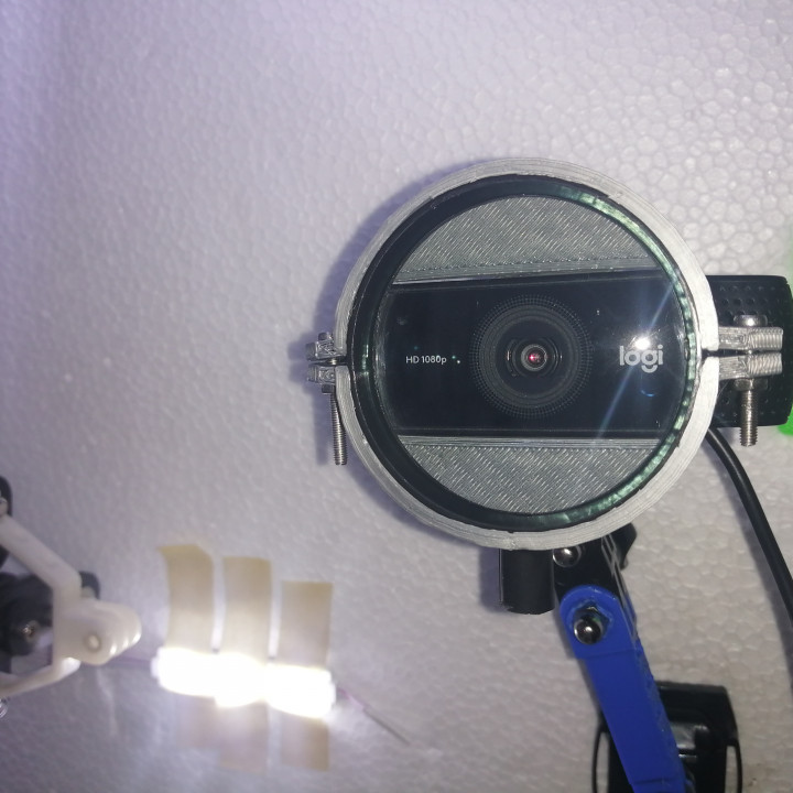 3D Printable logitech 922 pro enfoque by Wilman