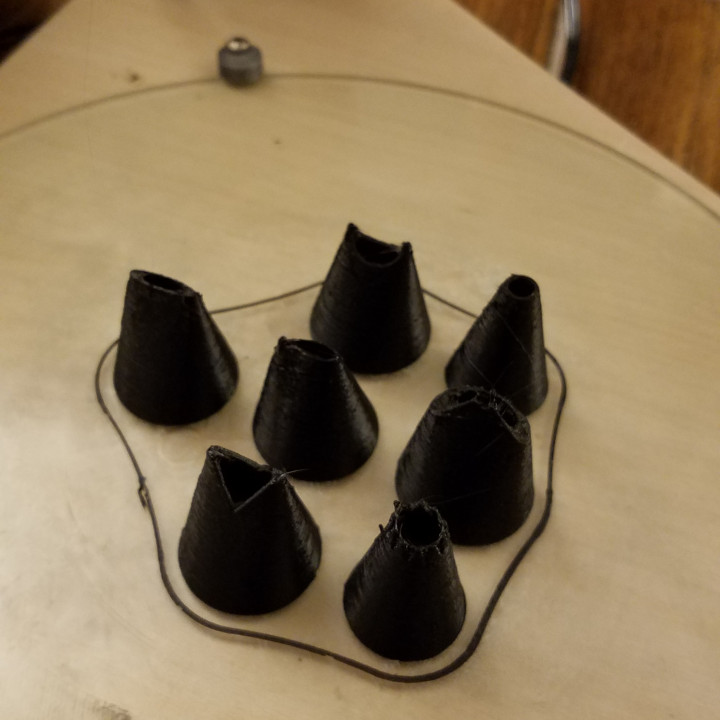 3D Printable Parametric Piping Tips by Nick
