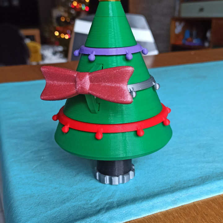 3D Printable Animated Mecanical Christmas Tree by spyfox.3d.printing