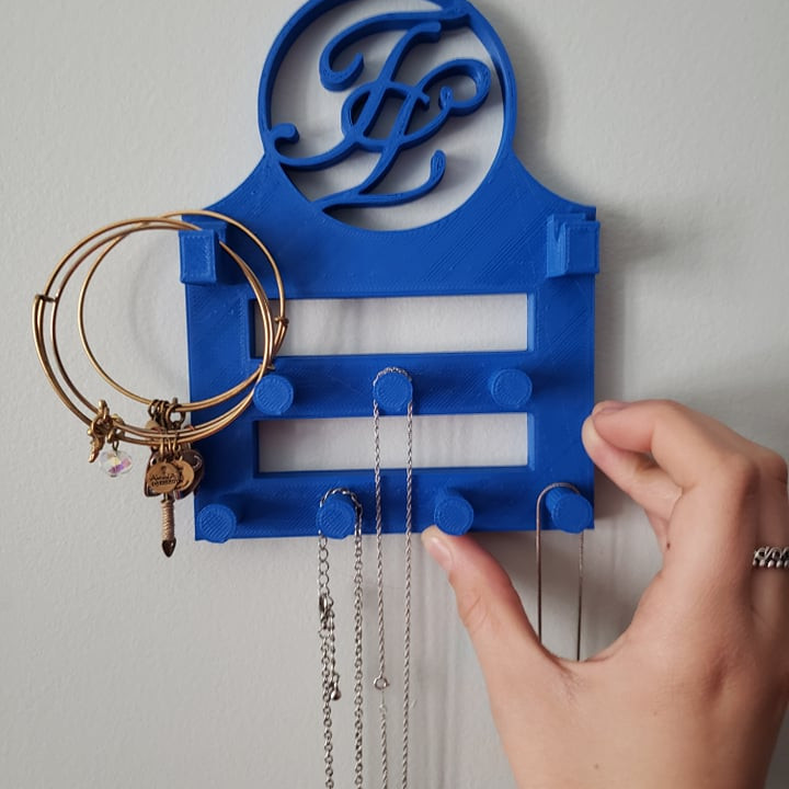 3D Printable Monogram Jewelry Holder by Tia Fedor