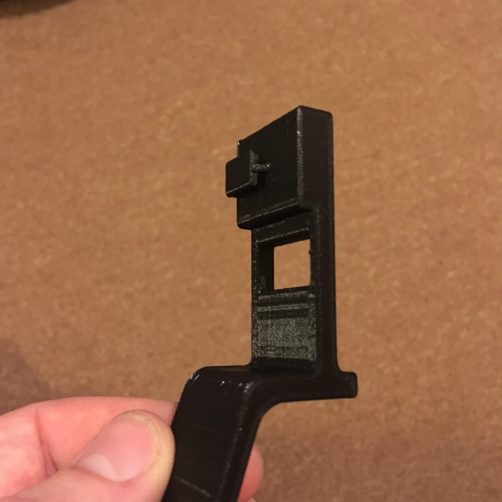 3D Printable 2007-2013 Chevy/GMC Silverado/Sierra Bully Dog Tuner Dash ...