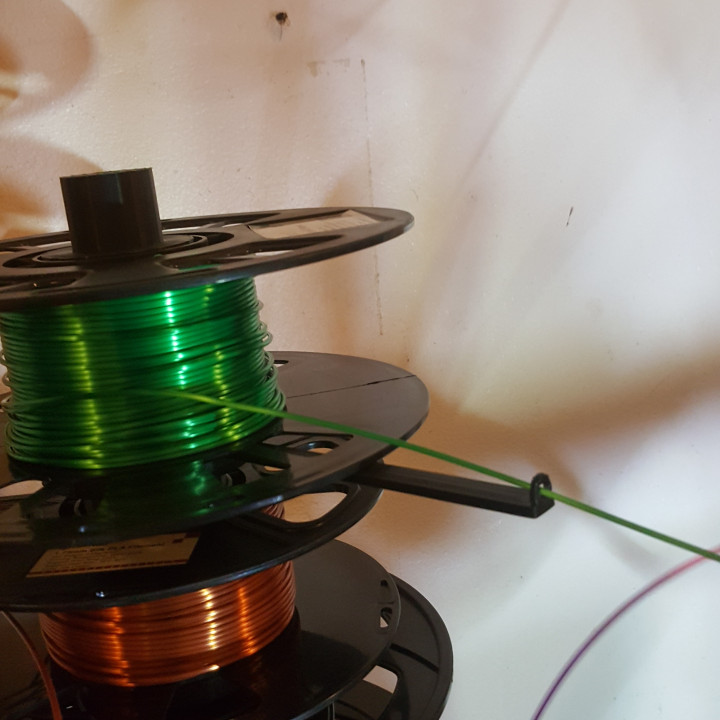 3D Printable spool tower by living in 3d