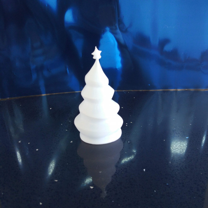 3D Printable Vase mode Xmas tree by Ignacio Sastre